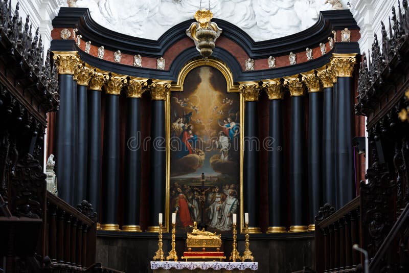 Oliwy katedra inside obraz editorial. Obraz złożonej z dziedzictwo ...