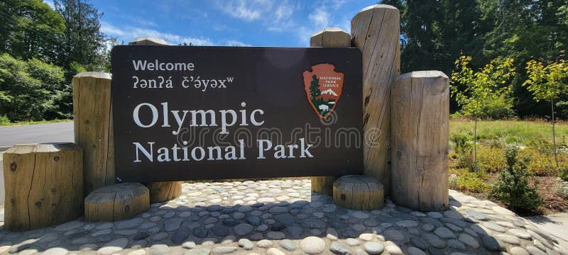 Olympic National Park Sign in Washington Editorial Photo - Image of ...