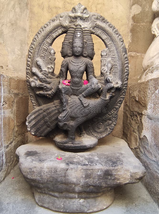 Om murugan imagen de archivo. Imagen de madera, pared - 250278251