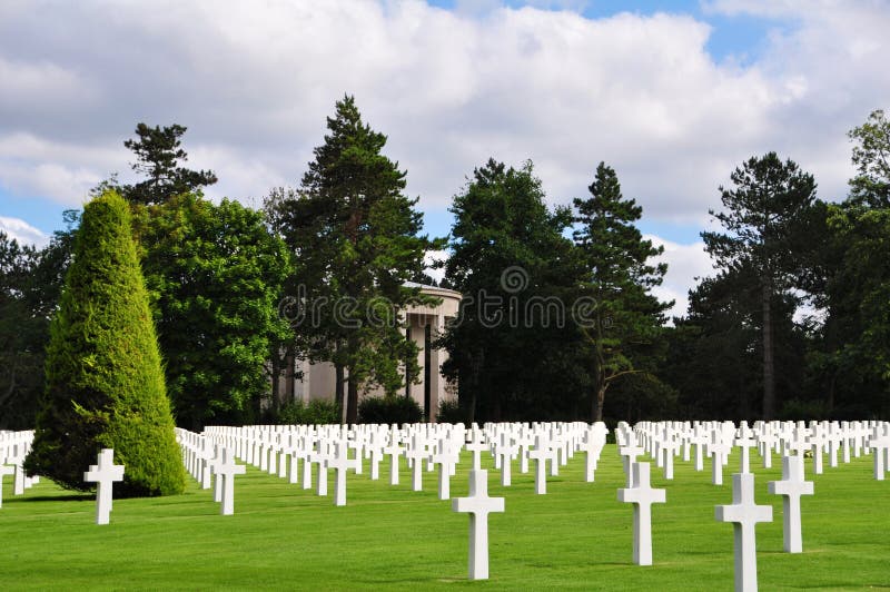 Omaha Beach Cemetery editorial photography. Image of armistice - 33184342