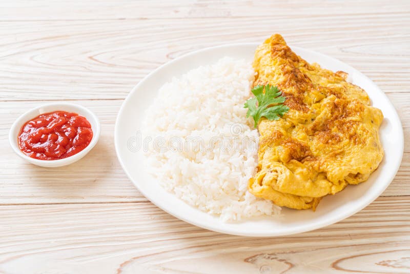 Omelet or Omelette with Rice Stock Photo - Image of omelet, japanese ...
