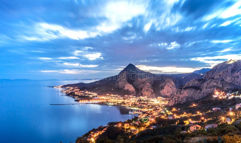 Omis city by night stock photo. Image of jugoslavia, light - 77159508