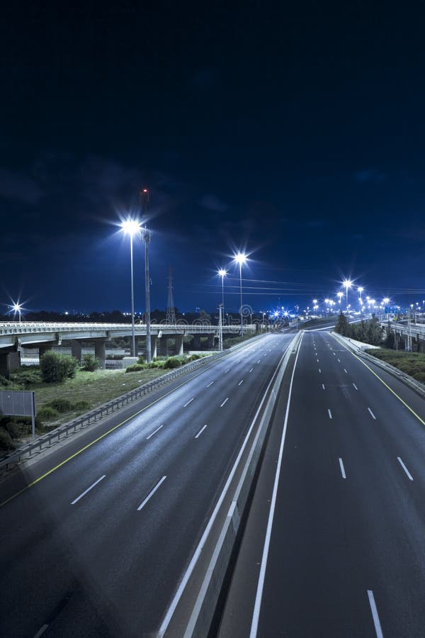 Route De Campagne Tropicale La Nuit Photo stock - Image du lecteur ...