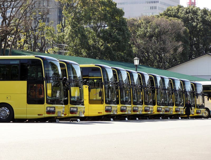 Omnibuses imagen de archivo. Imagen de coche, viaje, megabus - 2123853