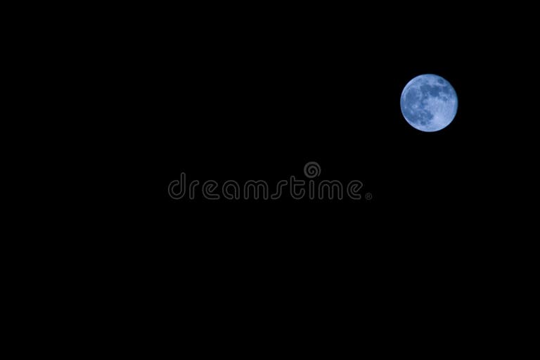 582 Reflection Super Blue Moon Stock Photos - Free & Royalty-Free Stock ...