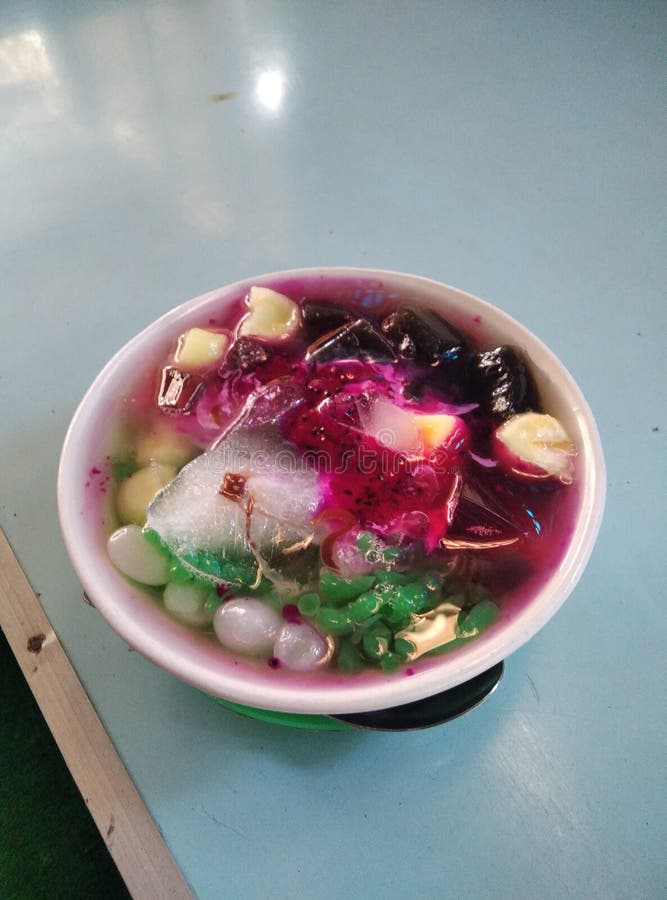 One Bowl of Ready-to-eat Fresh Mixed Ice Stock Photo - Image of mixed ...