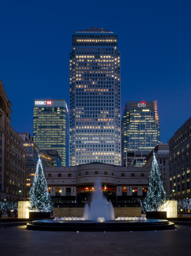 Building Canada Square 1 In Canary Wharf, London Stock Image - Image of ...
