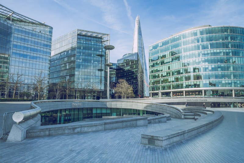 One day in sunny London. editorial photo. Image of architecture - 90856766