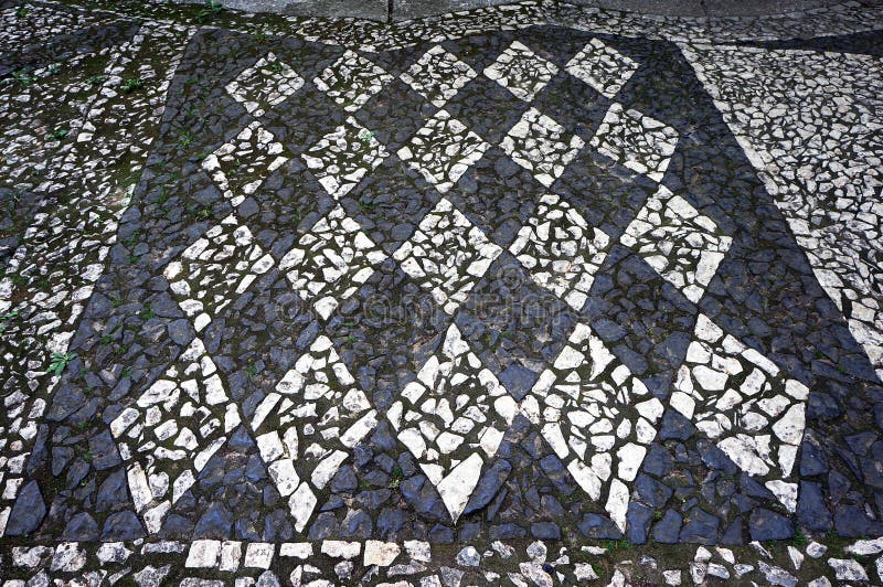 Geometric Pattern in Traditional Mosaic Paving Tiles in Braga, Portugal ...