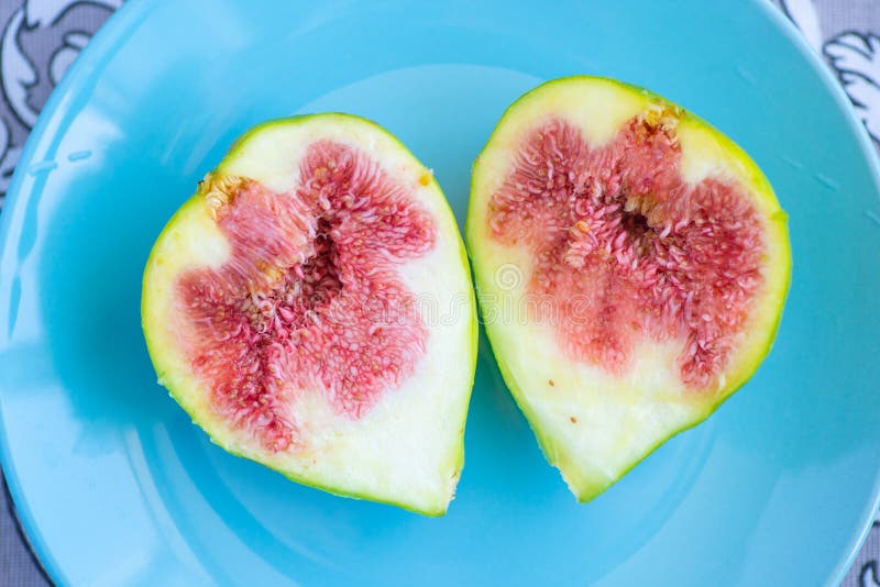 Figs half close-up stock image. Image of food, juicy - 206294319