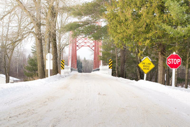 One Lane Bridge stock photo. Image of trees, lane, outdoors - 38071214