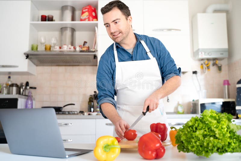 290 Watching Cooking Tutorial Stock Photos - Free & Royalty-Free Stock ...