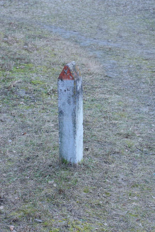 Restraining Pole Stock Photos - Free & Royalty-Free Stock Photos from ...