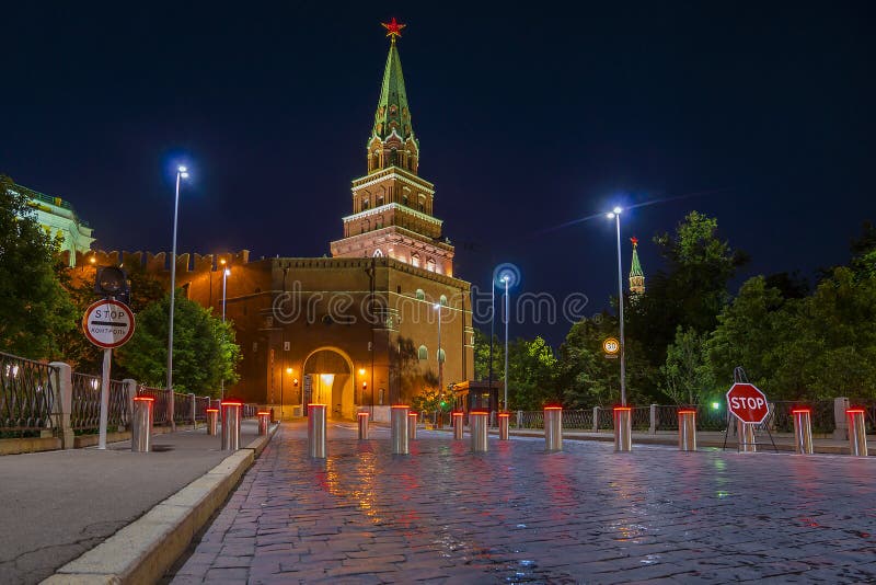 One of the Towers of the Moscow Kremlin, Russia Stock Image - Image of ...