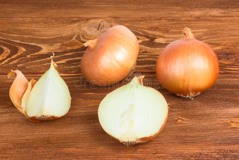 Onions on the table stock image. Image of freshness, white - 52333555
