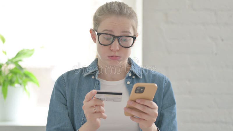 Online Payment Problem on Smartphone in Office Stock Video - Video of ...