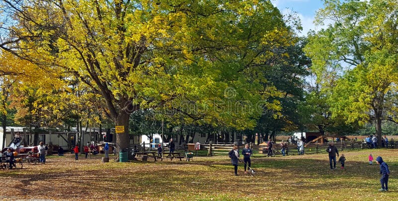 Ontario Farm in October editorial stock image. Image of october - 131421549