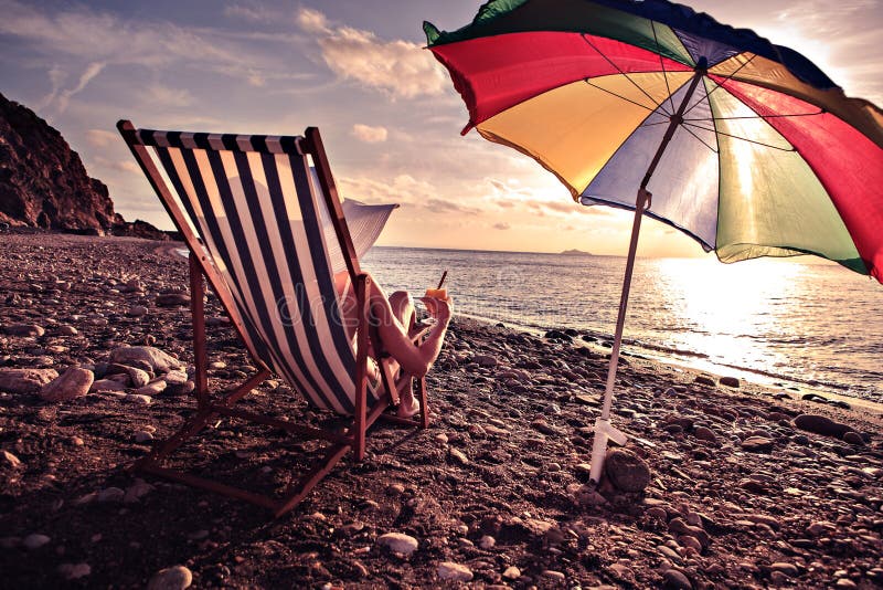 Op het strand stock foto. Image of strand, blauw, toerisme - 39623318