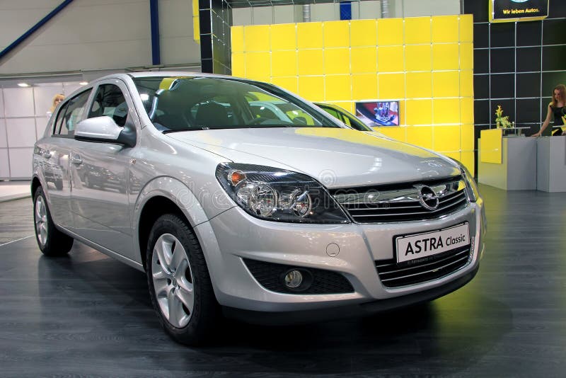 Opel Astra Classic editorial photography. Image of cabriolet - 37460147