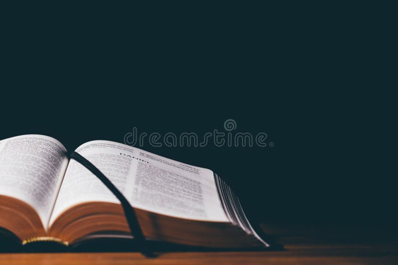 200+ Open bible Free Stock Photos - StockFreeImages
