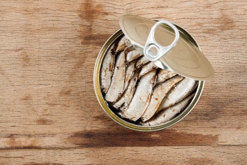 Open can of sprats stock image. Image of chopping, fish - 84651891
