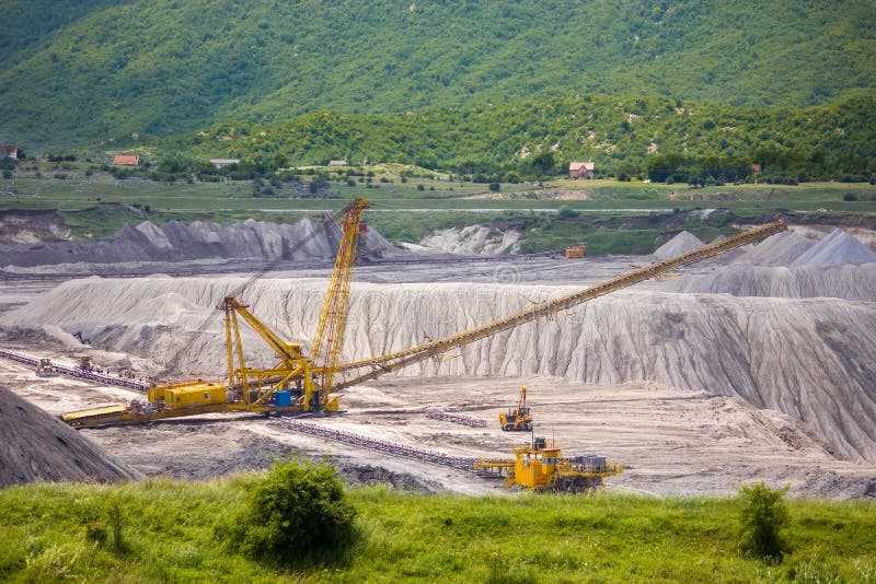 Open pit coal mine stock photo. Image of dirty, mining - 28774368