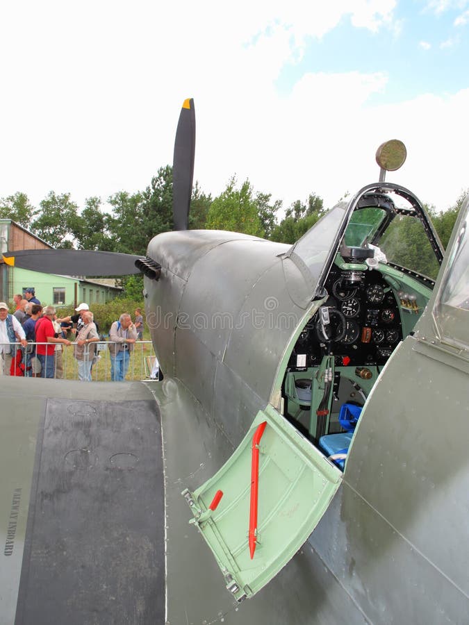 Open Cockpit of Supermarine Spitfire Editorial Stock Image - Image of ...