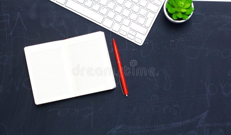 Open daily, Computer and a Smartphone on the Desktop in the Office ...