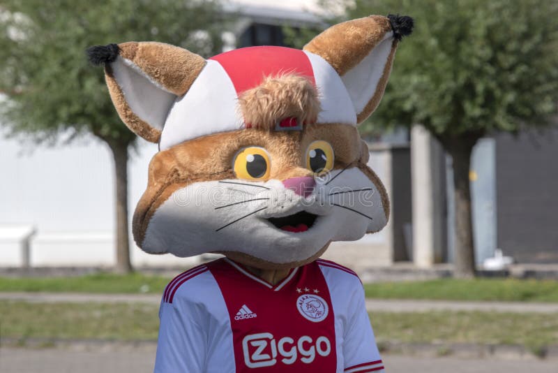 132 Dutch Mascot Stock Photos - Free & Royalty-Free Stock Photos from ...