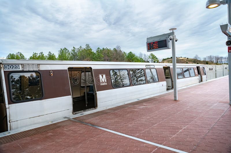 Open Doors of a Washington Metro Subway Car. New Underground Station in ...