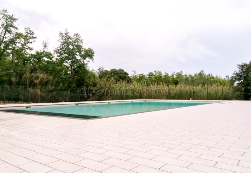 Open Empty Pool stock image. Image of unused, empty - 183699979