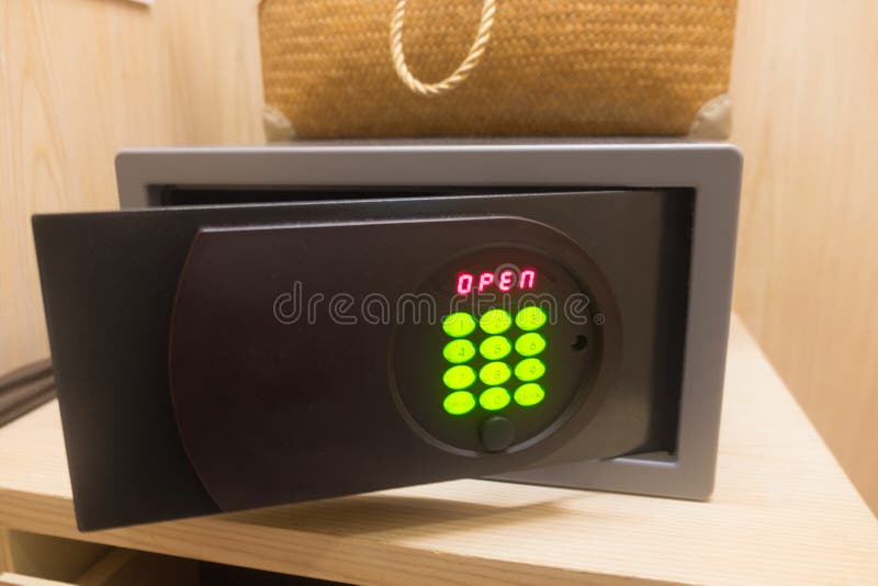 526 Empty Locker Open Photos - Free & Royalty-Free Stock Photos from ...