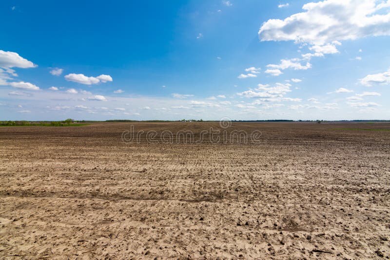 Open dirt farmland. stock photo. Image of field, dirt - 39400822