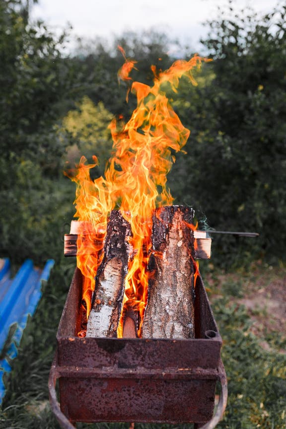Open Fire Burning in an Outdoor Barbecue Stock Image - Image of bonfire ...