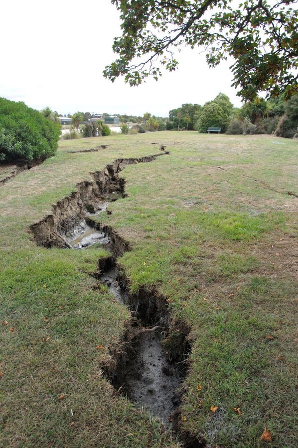 Earthquake damage editorial image. Image of natural, plains - 18471005