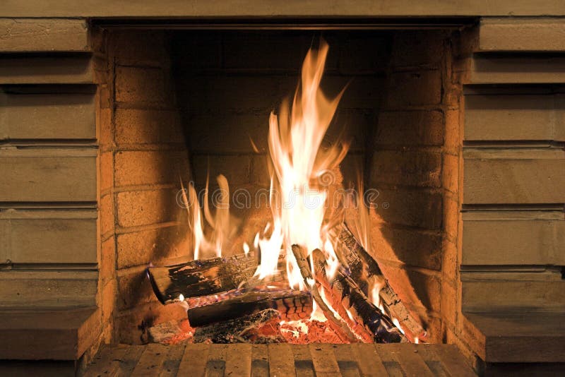 Traditionele open haard stock foto. Image of heet, romantisch - 19564708