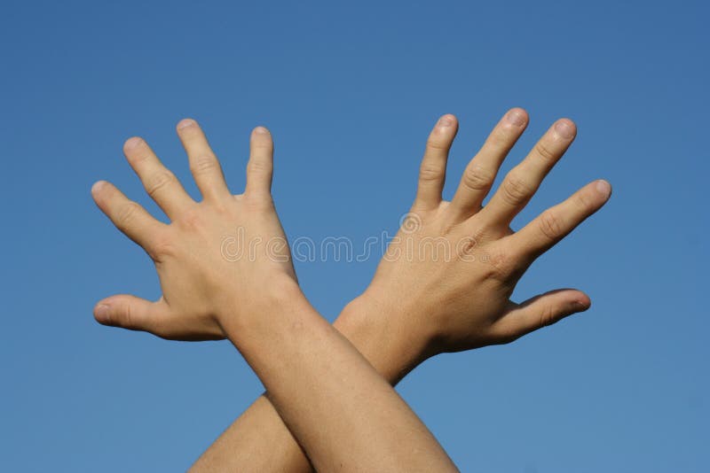 Open handen stock foto. Image of bepaling, blauw, wolken - 1245738