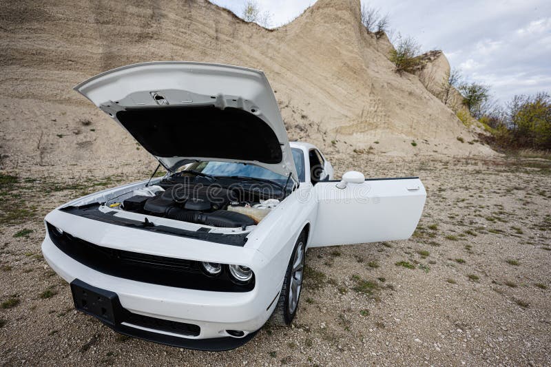 Open Hood of White Muscle Car, Engine Stock Image - Image of racing ...