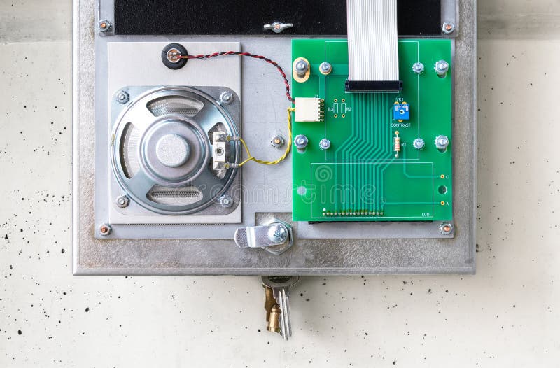 Open Intercom Cabinet with Ribbon Cable, Lcd Interface and Speaker ...