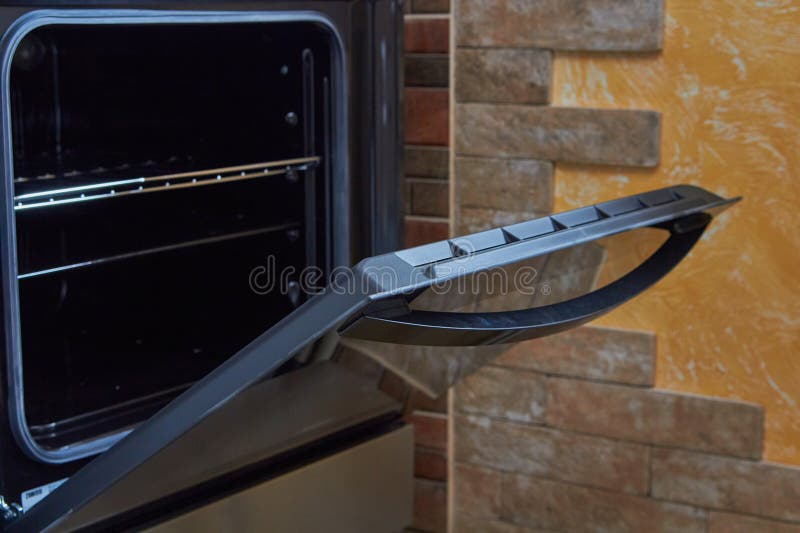 Open Oven, Open Gas Oven Door in Kitchen, Clean Oven Stock Photo ...