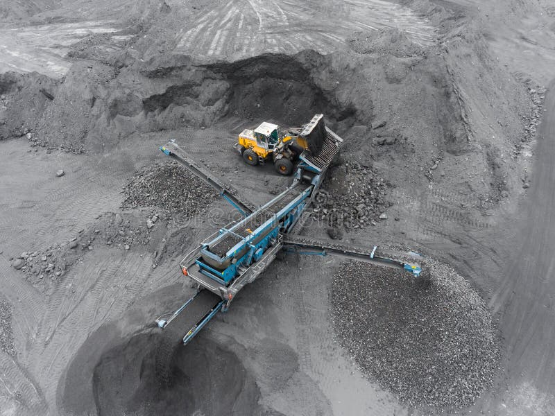 Open Pit Mine, Breed Sorting, Mining Coal, Extractive Industry Stock ...