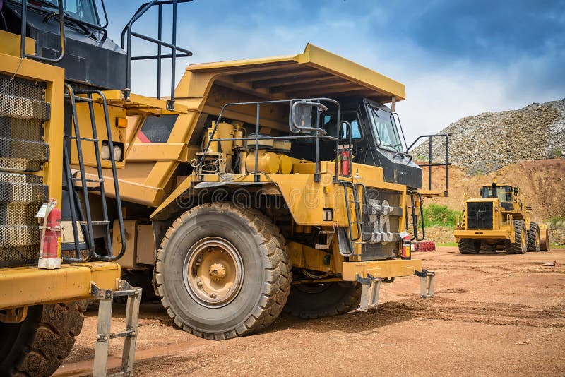 Open Pit Mine Industry, Big Yellow Mining Truck for Coal Anthracite ...