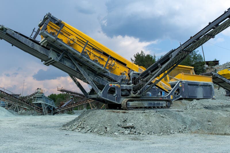 Open Pit Mining and Processing Plant for Crushed Stone, Sand and Gravel ...