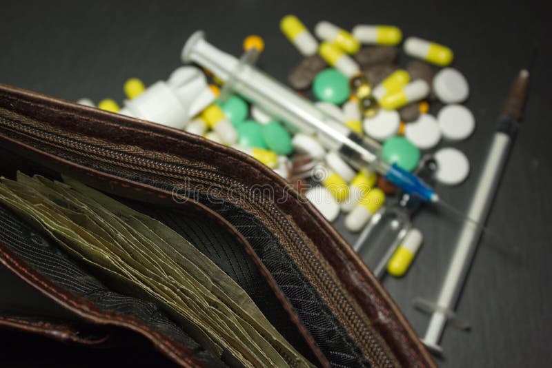 Open purse stock photo. Image of open, wellness, medicine - 71227164