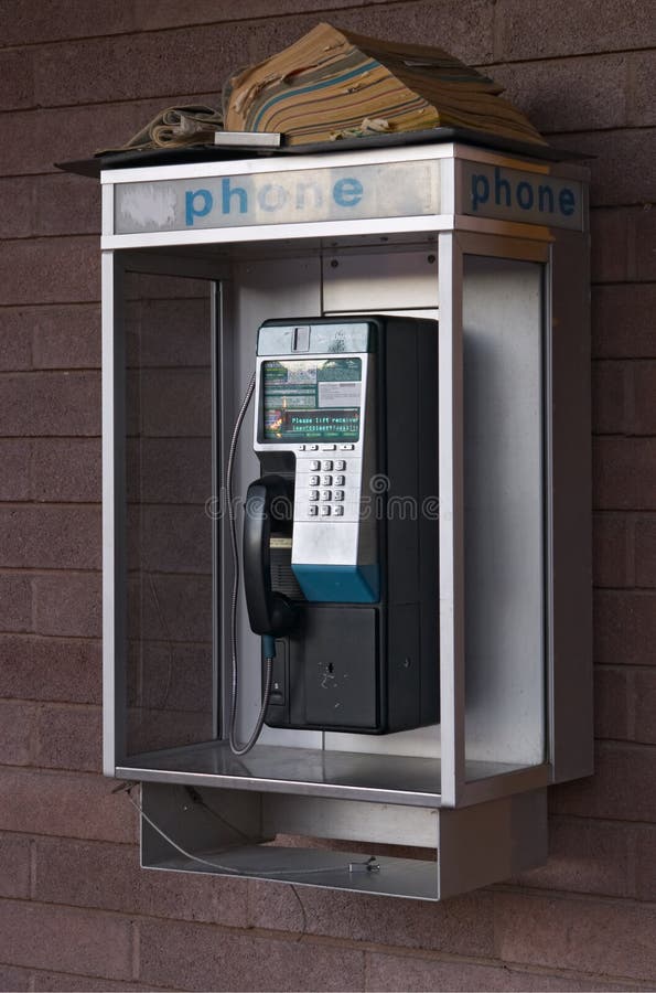 Openbare telefoon stock afbeelding. Image of toetsenbord - 8923871
