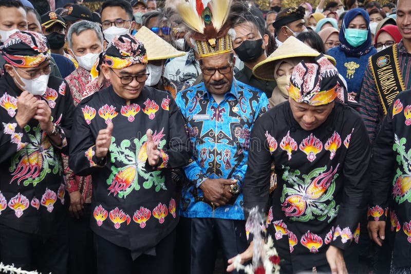 The Opening Ceremony of Blitar Jadul. Blitar Jadul Was Held for the ...