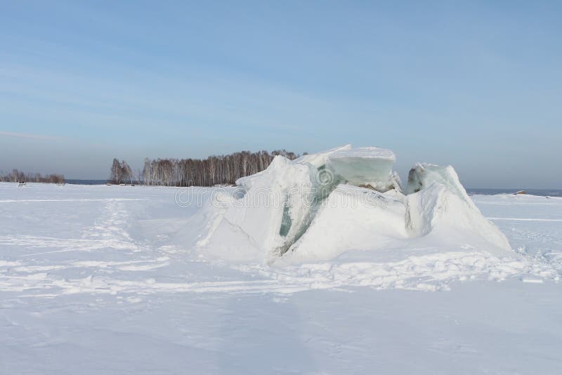 Opening of Ice on the River Stock Photo - Image of spring, cold: 51312194