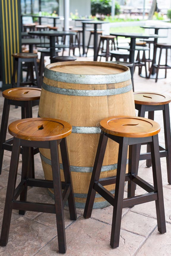 Openlucht Staaf En Restaurant Stock Afbeelding - Image of houten ...