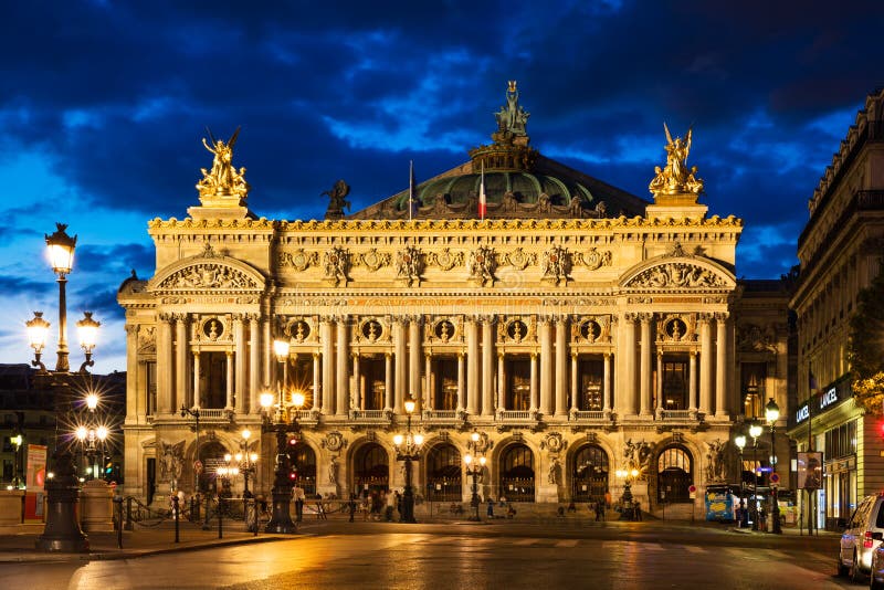 Opera De Nacional Paris - Opera Grande (Opera Garnier) Na Noite, Imagem ...