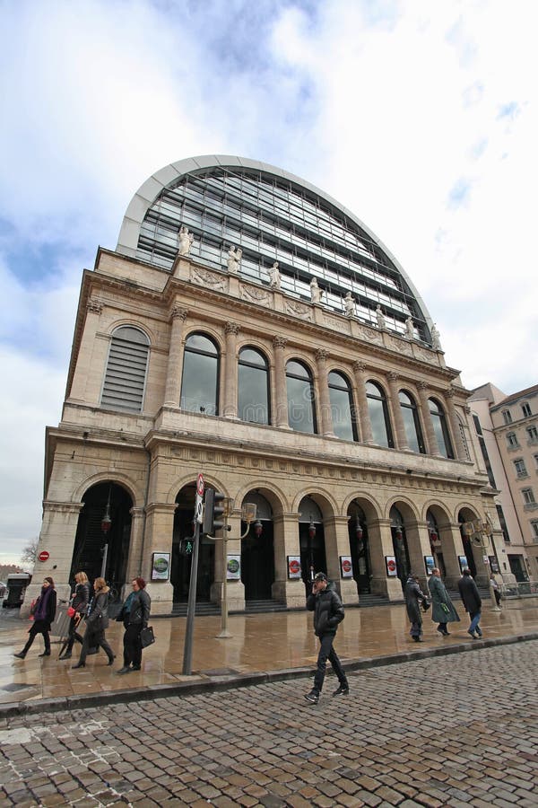 Teatro Dell'opera Di Nouvel A Lione In Francia Immagine Stock ...